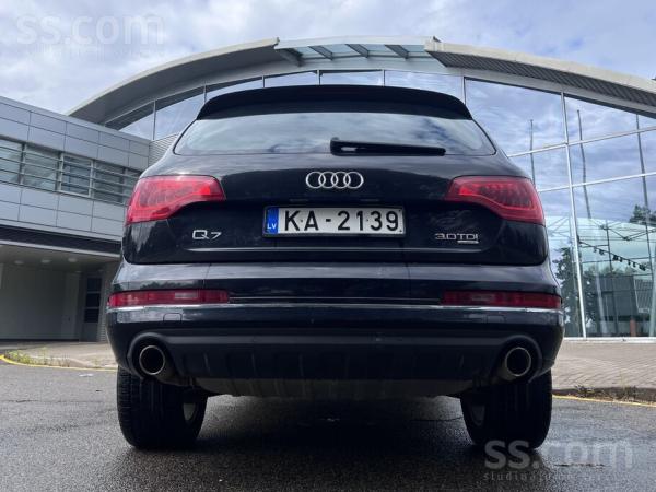 Melns Audi Q7 2010 Rīga, ar dzinēja tilpumu 3.00 L un nobraukumu 213 tūkst. km par 10200 €, foto 3 vietnē AUTOMOTO.COM.LV