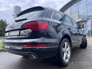 Black Audi Q7 2010 in Riga, with an engine capacity of 3.00 L and mileage of 213 thousand km for 10200 €, photo 23 on AUTOMOTO.COM.LV