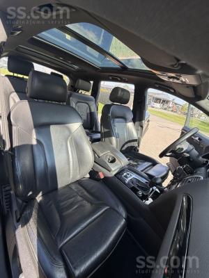 Melns Audi Q7 2010 Dobele, ar dzinēja tilpumu 4.20 L un nobraukumu 342 tūkst. km par 9850 €, foto 11 vietnē AUTOMOTO.COM.LV