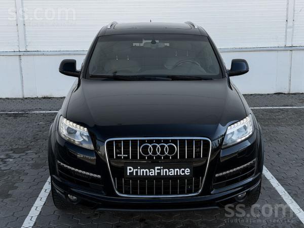 Black Audi Q7 2010 in Riga, with an engine capacity of 3.00 L and mileage of 328 thousand km for 10990 €, photo 6 on AUTOMOTO.COM.LV