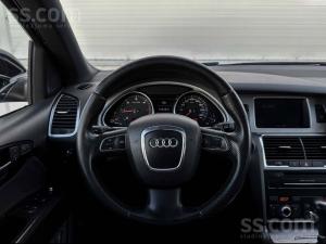 Melns Audi Q7 2010 Rīga, ar dzinēja tilpumu 3.00 L un nobraukumu 328 tūkst. km par 10990 €, foto 32 vietnē AUTOMOTO.COM.LV