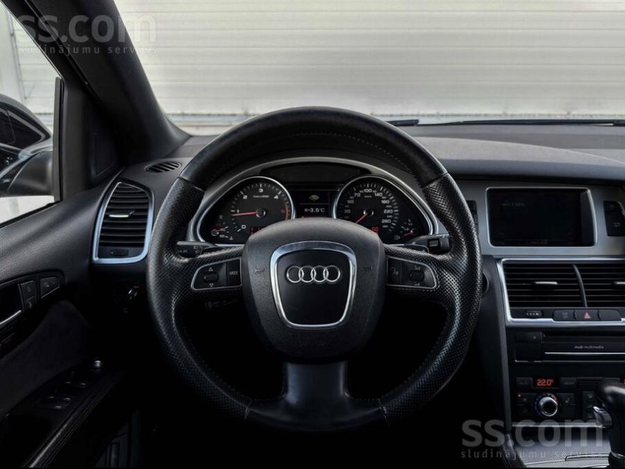 Melns Audi Q7 2010 Rīga, ar dzinēja tilpumu 3.00 L un nobraukumu 328 tūkst. km par 10990 €, foto 32 vietnē AUTOMOTO.COM.LV