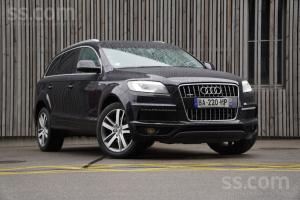 Black Audi Q7 2010 in Riga, with an engine capacity of 3.00 L and mileage of 247 thousand km for 10990 €, photo 4 on AUTOMOTO.COM.LV