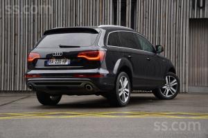 Black Audi Q7 2010 in Riga, with an engine capacity of 3.00 L and mileage of 247 thousand km for 10990 €, photo 6 on AUTOMOTO.COM.LV
