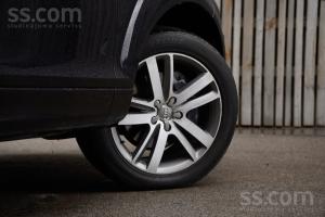 Black Audi Q7 2010 in Riga, with an engine capacity of 3.00 L and mileage of 247 thousand km for 10990 €, photo 9 on AUTOMOTO.COM.LV