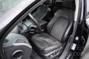 Black Audi Q7 2010 in Riga, with an engine capacity of 3.00 L and mileage of 247 thousand km for 10990 €, photo 13 on AUTOMOTO.COM.LV