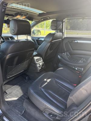 Black Audi Q7 2010 in Saldus, with an engine capacity of 3.00 L and mileage of 281 thousand km for 13500 €, photo 12 on AUTOMOTO.COM.LV