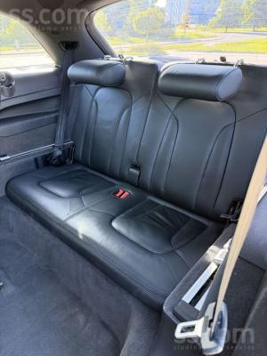 Black Audi Q7 2010 in Saldus, with an engine capacity of 3.00 L and mileage of 281 thousand km for 13500 €, photo 13 on AUTOMOTO.COM.LV