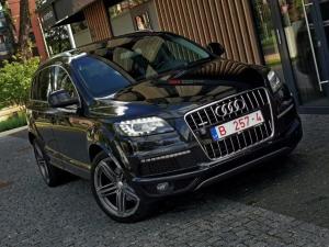 Black Audi Q7 2010 in Riga, with an engine capacity of 3.00 L and mileage of 241 thousand km for 15100 €, photo 3 on AUTOMOTO.COM.LV