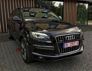 Black Audi Q7 2010 in Riga, with an engine capacity of 3.00 L and mileage of 241 thousand km for 15100 €, photo 4 on AUTOMOTO.COM.LV