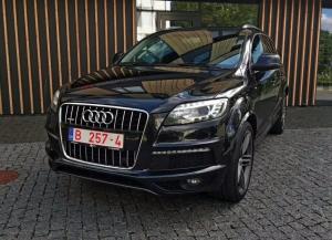 Black Audi Q7 2010 in Riga, with an engine capacity of 3.00 L and mileage of 241 thousand km for 15100 €, photo 8 on AUTOMOTO.COM.LV
