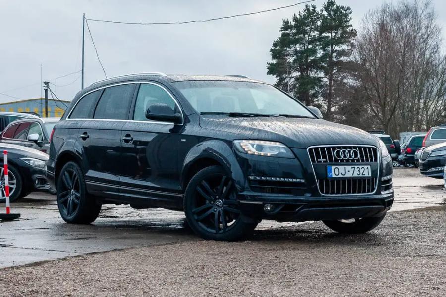 Melns Audi Q7 2010 Rīga, ar dzinēja tilpumu 3.00 L un nobraukumu 332 tūkst. km par 10495 €, foto 1 vietnē AUTOMOTO.COM.LV