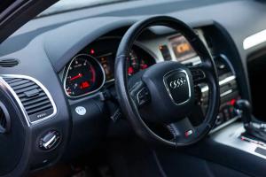 Melns Audi Q7 2010 Rīga, ar dzinēja tilpumu 3.00 L un nobraukumu 332 tūkst. km par 10495 €, foto 14 vietnē AUTOMOTO.COM.LV