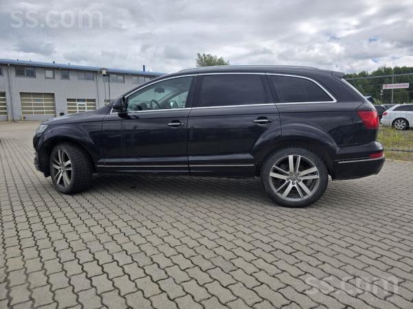 Black Audi Q7 2010 in Riga, with an engine capacity of 3.00 L and mileage of 0 thousand km for 8500 €, photo 6 on AUTOMOTO.COM.LV