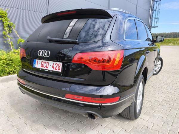 Melns Audi Q7 2010 Viļņa, ar dzinēja tilpumu 2.97 L un nobraukumu 267 tūkst. km par 9500 €, foto 5 vietnē AUTOMOTO.COM.LV