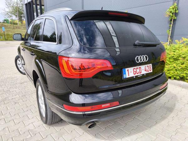 Melns Audi Q7 2010 Viļņa, ar dzinēja tilpumu 2.97 L un nobraukumu 267 tūkst. km par 9500 €, foto 9 vietnē AUTOMOTO.COM.LV