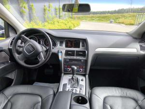 Black Audi Q7 2010 in Vilnius, with an engine capacity of 2.97 L and mileage of 267 thousand km for 9500 €, photo 13 on AUTOMOTO.COM.LV