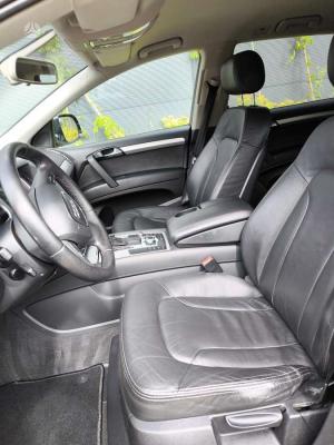 Black Audi Q7 2010 in Vilnius, with an engine capacity of 2.97 L and mileage of 267 thousand km for 9500 €, photo 15 on AUTOMOTO.COM.LV