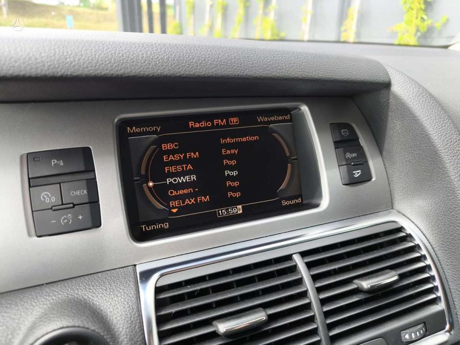 Black Audi Q7 2010 in Vilnius, with an engine capacity of 2.97 L and mileage of 267 thousand km for 9500 €, photo 24 on AUTOMOTO.COM.LV