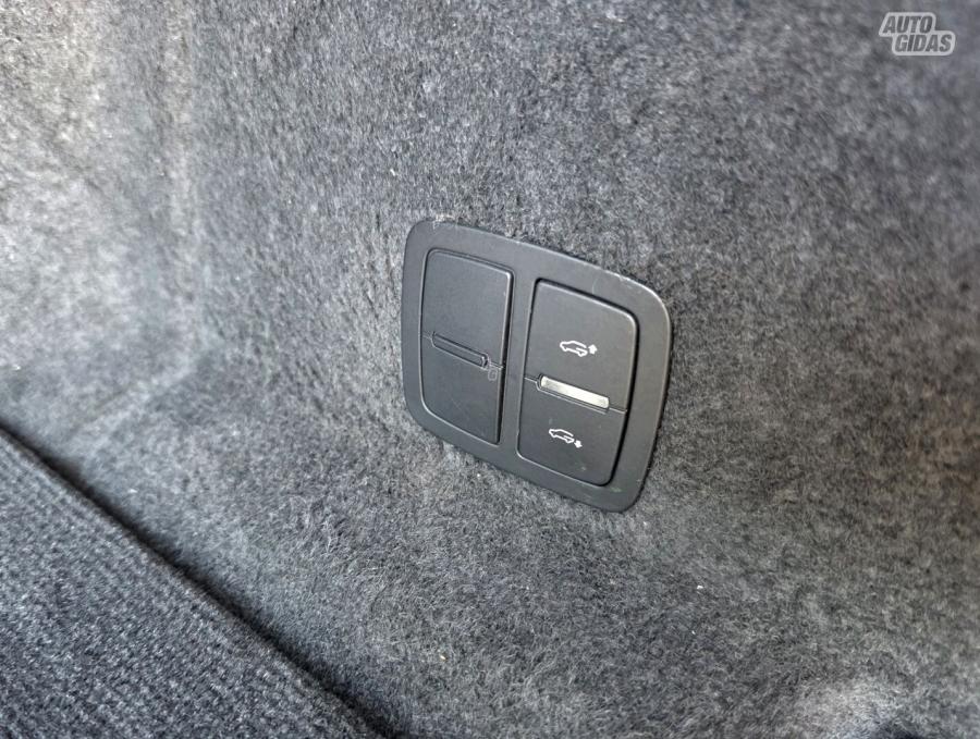 Melns Audi Q7 2010 Druskininkai, ar dzinēja tilpumu 4.20 L un nobraukumu 136 tūkst. km par 12150 €, foto 19 vietnē AUTOMOTO.COM.LV