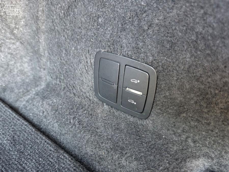 Melns Audi Q7 2010 Druskininkai, ar dzinēja tilpumu 4.20 L un nobraukumu 136 tūkst. km par 12150 €, foto 19 vietnē AUTOMOTO.COM.LV