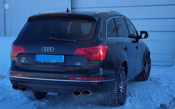 Black Audi Q7 2011 in Vilnius, with an engine capacity of 2.97 L and mileage of 379 thousand km for 10300 €, photo 2 on AUTOMOTO.COM.LV