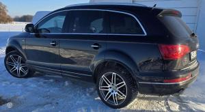 Melns Audi Q7 2011 Viļņa, ar dzinēja tilpumu 2.97 L un nobraukumu 379 tūkst. km par 10300 €, foto 5 vietnē AUTOMOTO.COM.LV