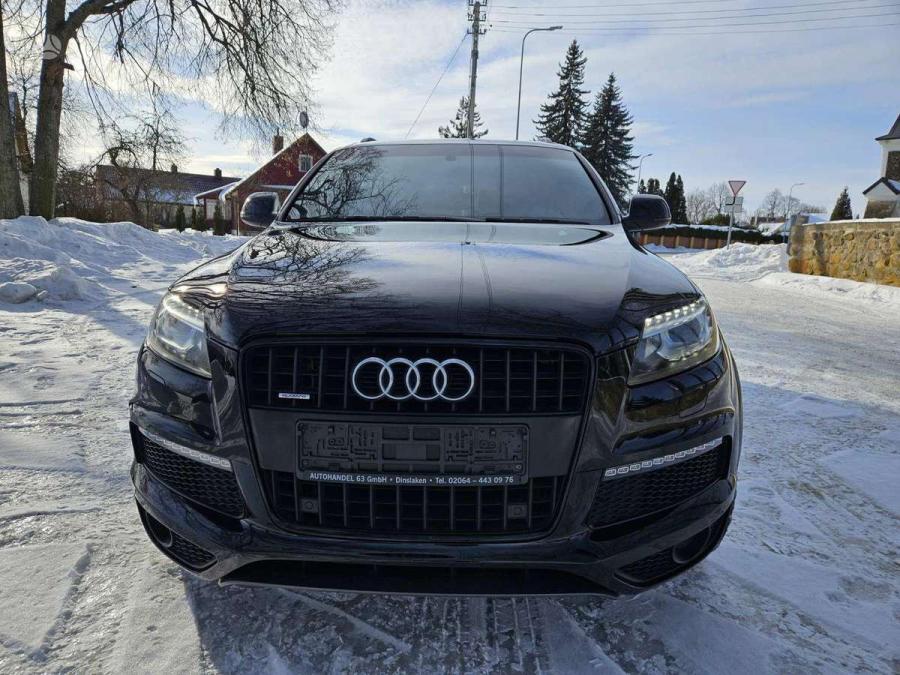 Black Audi Q7 2011 in Vilnius, with an engine capacity of 4.13 L and mileage of 227 thousand km for 12999 €, photo 23 on AUTOMOTO.COM.LV