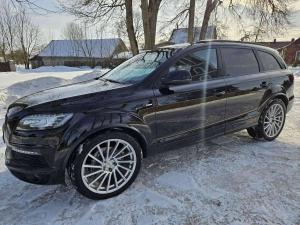 Black Audi Q7 2011 in Vilnius, with an engine capacity of 4.13 L and mileage of 227 thousand km for 12999 €, photo 39 on AUTOMOTO.COM.LV
