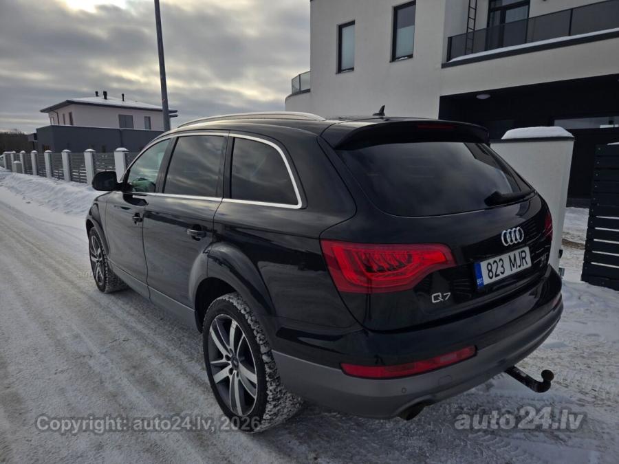 Black Audi Q7 2011 in Tallinn, with an engine capacity of 3.00 L and mileage of 314 thousand km for 10900 €, photo 2 on AUTOMOTO.COM.LV