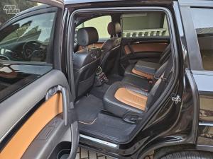 Black Audi Q7 2011 in Vilnius, with an engine capacity of 4.20 L and mileage of 227 thousand km for 12450 €, photo 9 on AUTOMOTO.COM.LV