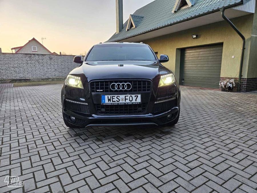 Black Audi Q7 2011 in Vilnius, with an engine capacity of 4.20 L and mileage of 227 thousand km for 12450 €, photo 20 on AUTOMOTO.COM.LV