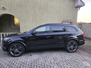 Black Audi Q7 2011 in Vilnius, with an engine capacity of 4.20 L and mileage of 227 thousand km for 12450 €, photo 21 on AUTOMOTO.COM.LV