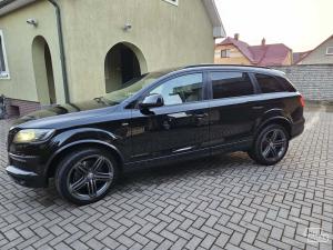 Black Audi Q7 2011 in Vilnius, with an engine capacity of 4.20 L and mileage of 227 thousand km for 12450 €, photo 23 on AUTOMOTO.COM.LV