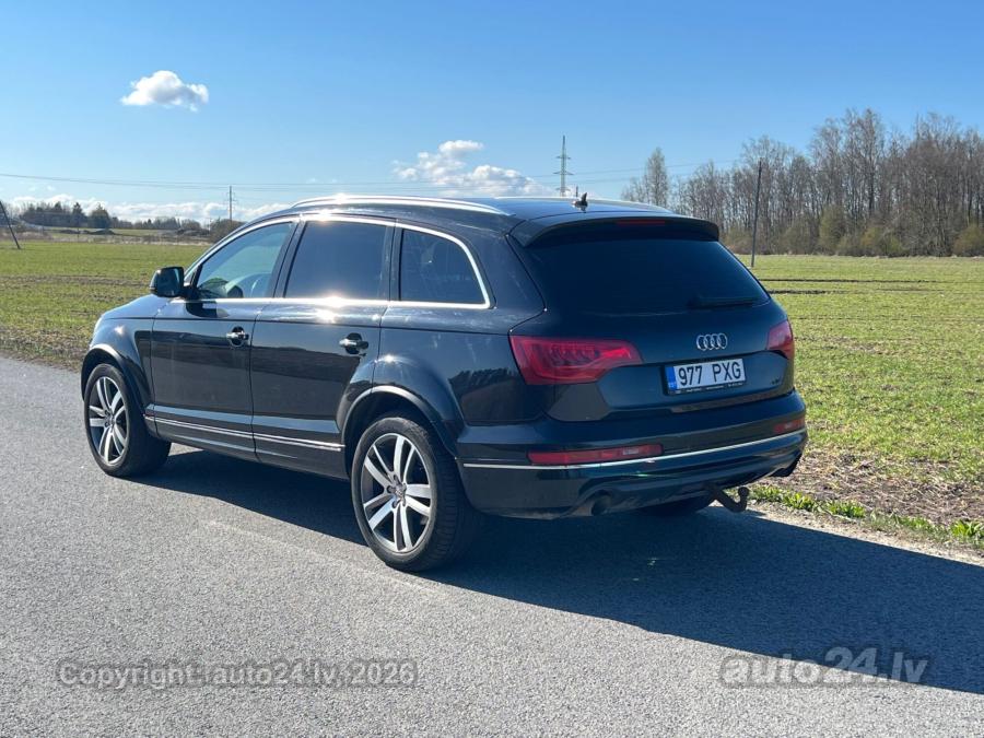 Black Audi Q7 2011 in Tallinn, with an engine capacity of 3.00 L and mileage of 271 thousand km for 12490 €, photo 3 on AUTOMOTO.COM.LV