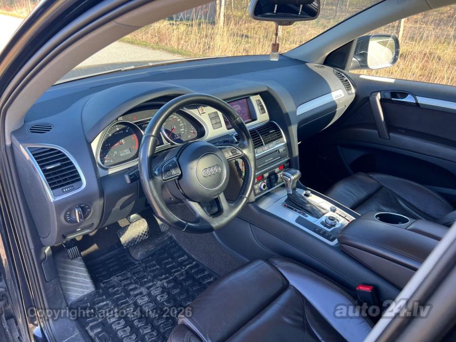 Black Audi Q7 2011 in Tallinn, with an engine capacity of 3.00 L and mileage of 271 thousand km for 12490 €, photo 13 on AUTOMOTO.COM.LV