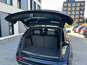 Melns Audi Q7 2011 Tartu, ar dzinēja tilpumu 3.00 L un nobraukumu 370 tūkst. km par 9990 €, foto 21 vietnē AUTOMOTO.COM.LV