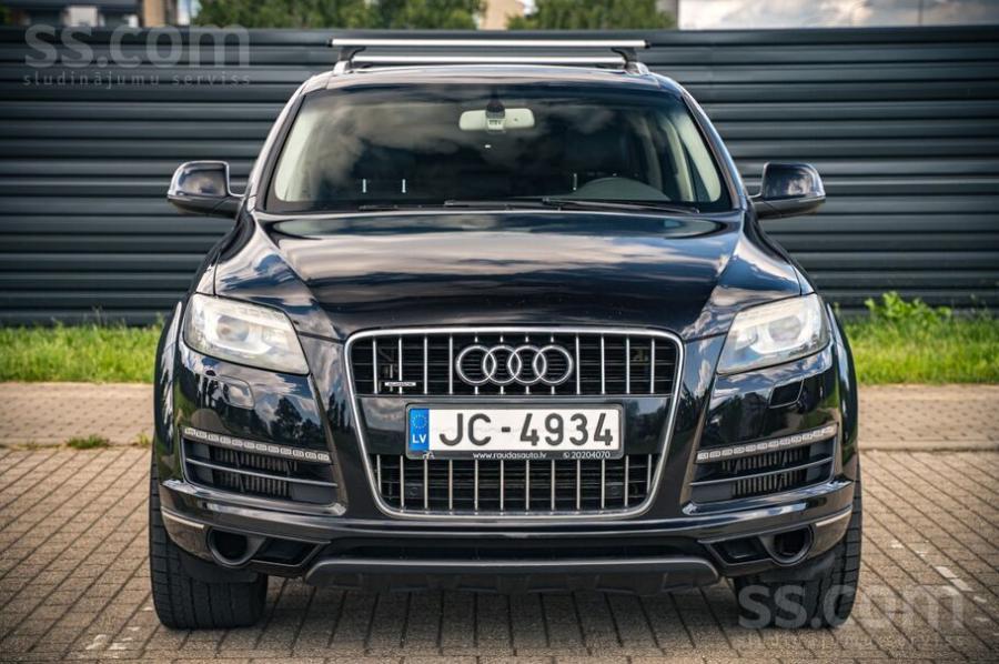 Black Audi Q7 2011 in Riga, with an engine capacity of 3.00 L and mileage of 0 thousand km for 7990 €, photo 3 on AUTOMOTO.COM.LV