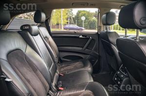 Black Audi Q7 2011 in Riga, with an engine capacity of 3.00 L and mileage of 0 thousand km for 7990 €, photo 9 on AUTOMOTO.COM.LV