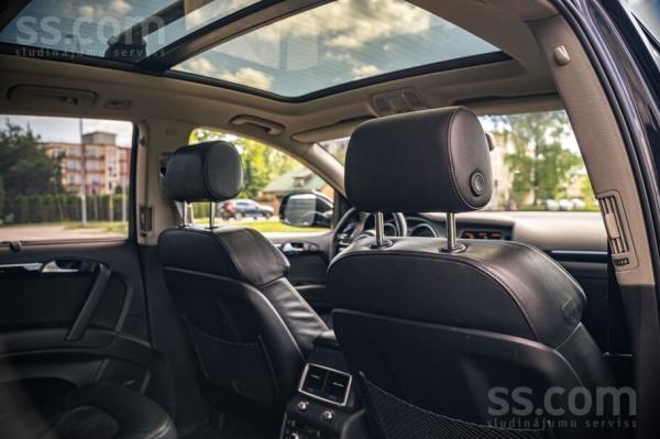 Black Audi Q7 2011 in Riga, with an engine capacity of 3.00 L and mileage of 0 thousand km for 7990 €, photo 9 on AUTOMOTO.COM.LV