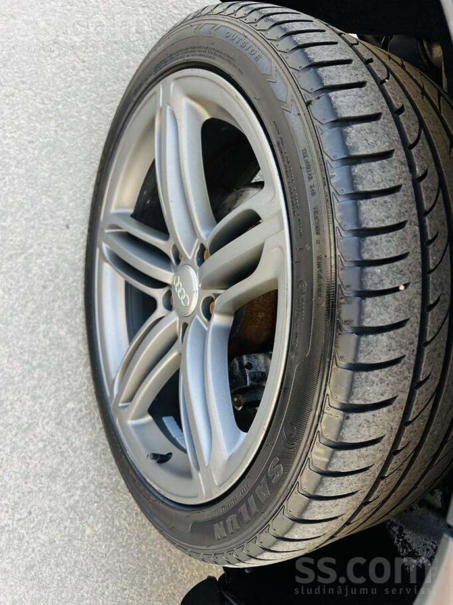 Black Audi Q7 2011 in Riga, with an engine capacity of 3.00 L and mileage of 273 thousand km for 10900 €, photo 17 on AUTOMOTO.COM.LV