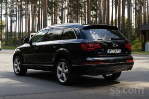 Black Audi Q7 2011 in Riga, with an engine capacity of 3.00 L and mileage of 213 thousand km for 12900 €, photo 6 on AUTOMOTO.COM.LV