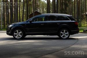 Black Audi Q7 2011 in Riga, with an engine capacity of 3.00 L and mileage of 213 thousand km for 12900 €, photo 9 on AUTOMOTO.COM.LV