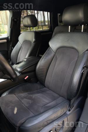 Black Audi Q7 2011 in Riga, with an engine capacity of 3.00 L and mileage of 213 thousand km for 12900 €, photo 16 on AUTOMOTO.COM.LV