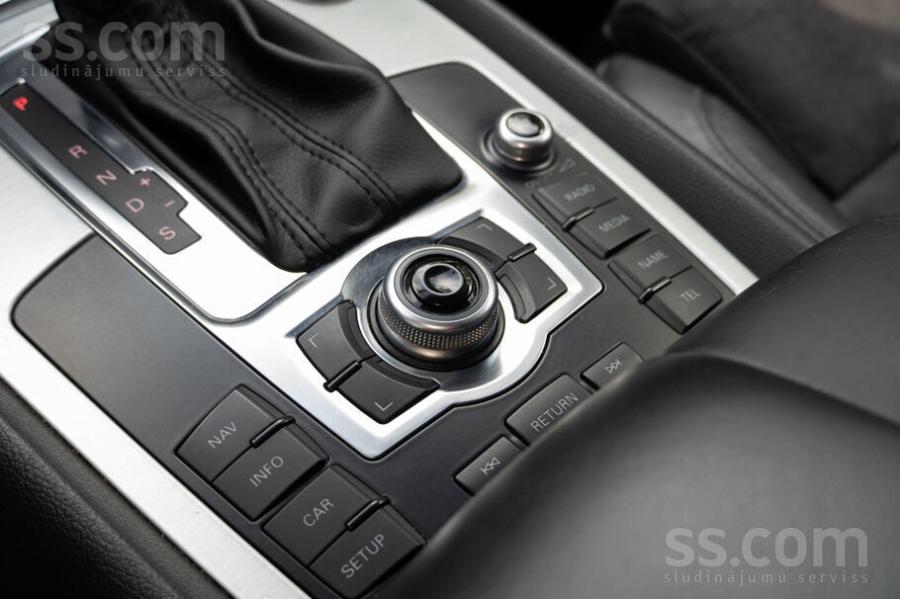 Black Audi Q7 2011 in Riga, with an engine capacity of 3.00 L and mileage of 213 thousand km for 12900 €, photo 21 on AUTOMOTO.COM.LV