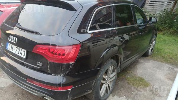 Black Audi Q7 2011 in Kuldiga, with an engine capacity of 3.00 L and mileage of 221 thousand km for 9000 €, photo 4 on AUTOMOTO.COM.LV