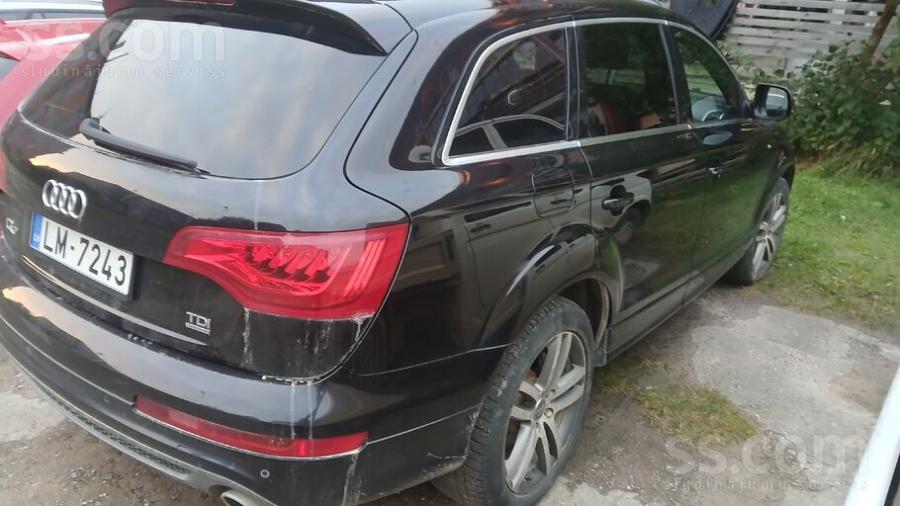 Black Audi Q7 2011 in Kuldiga, with an engine capacity of 3.00 L and mileage of 221 thousand km for 9000 €, photo 5 on AUTOMOTO.COM.LV