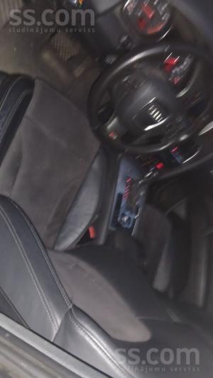 Black Audi Q7 2011 in Kuldiga, with an engine capacity of 3.00 L and mileage of 221 thousand km for 9000 €, photo 9 on AUTOMOTO.COM.LV