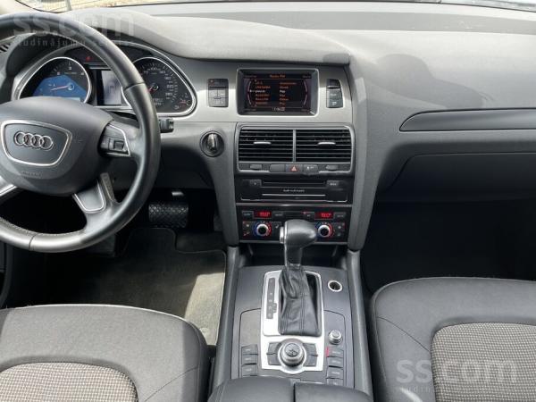 Melns Audi Q7 2011 Rīga, ar dzinēja tilpumu 3.00 L un nobraukumu 353 tūkst. km par 9299 €, foto 5 vietnē AUTOMOTO.COM.LV
