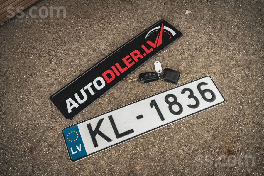 Melns Audi Q7 2011 Rīga, ar dzinēja tilpumu 3.00 L un nobraukumu 0 tūkst. km par 10900 €, foto 21 vietnē AUTOMOTO.COM.LV